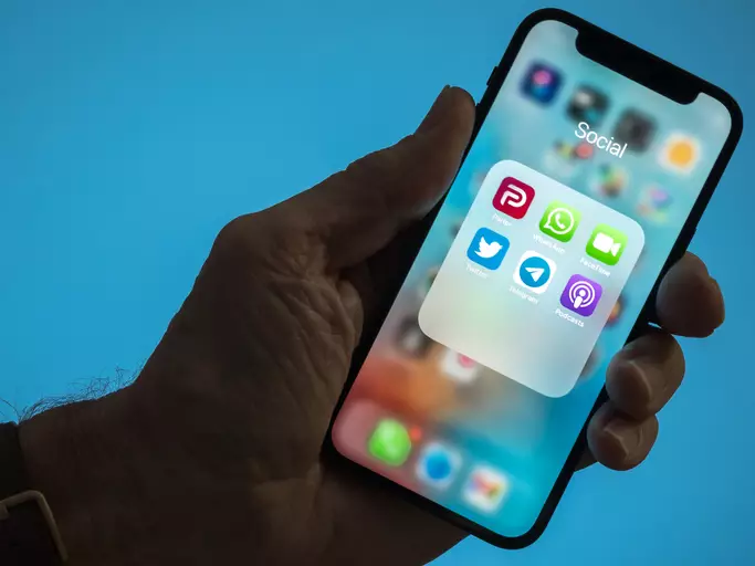 7 Best Encrypted Messaging Apps to Use