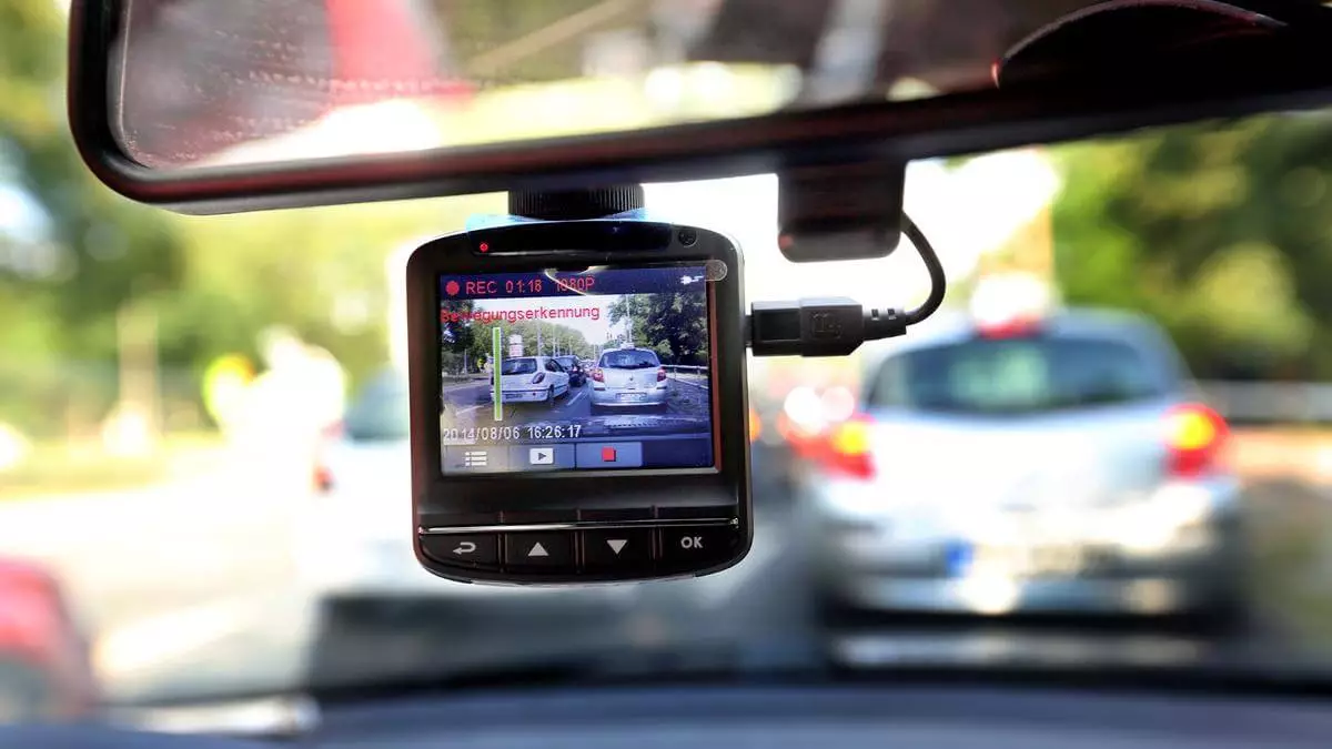 How Police Body and Dash Cams Work: Laws and Access Rules