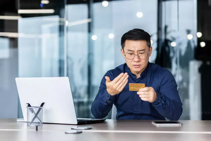 What is a Cash App Scam and How to Avoid One - InfoCenter